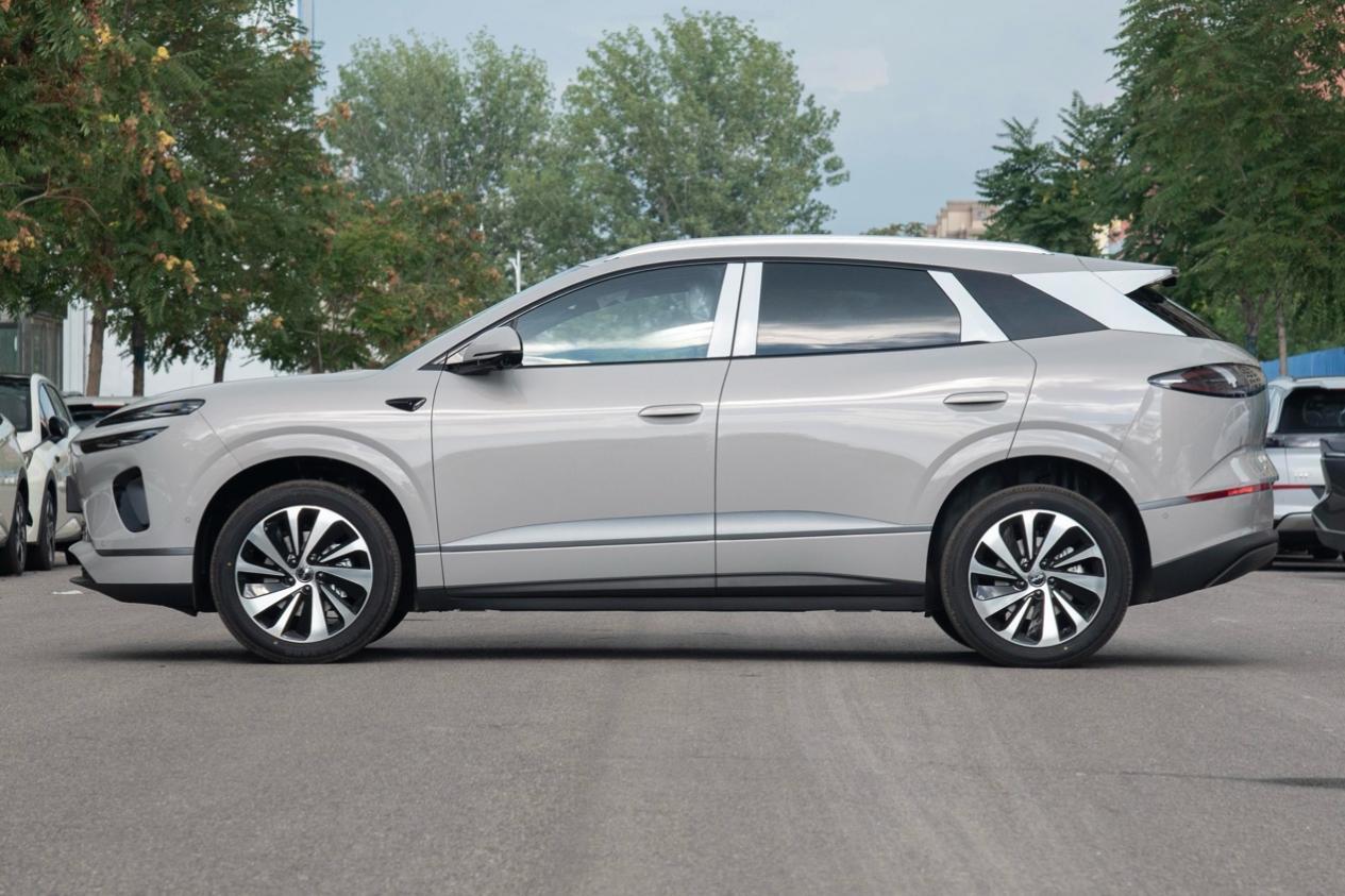 对比零跑C11、小鹏G6和海狮06EV，年轻家庭怎么选不后悔？ - 知乎