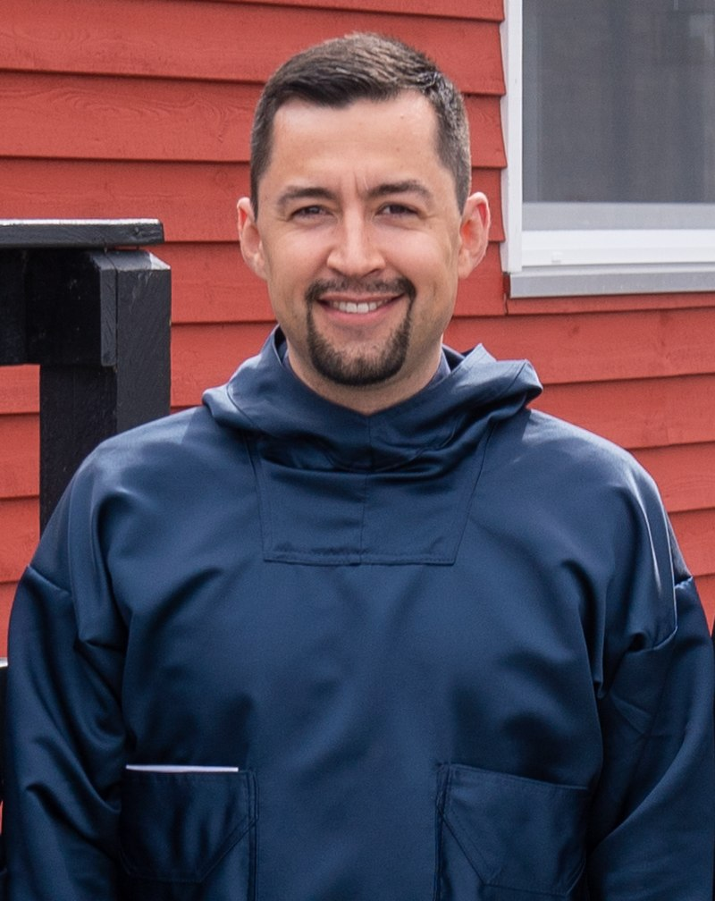 是不是因纽特人等北极土著族群仍然保持原始部落形态的生活方式而非选择融入现代社会？为什么？ - 知乎