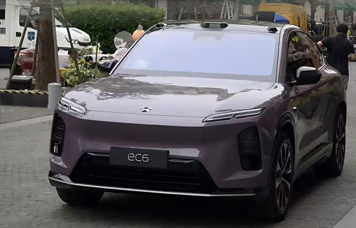 新款蔚来ES6要来了，配ET9相同横屏，还换蔚来自研芯片 - 知乎