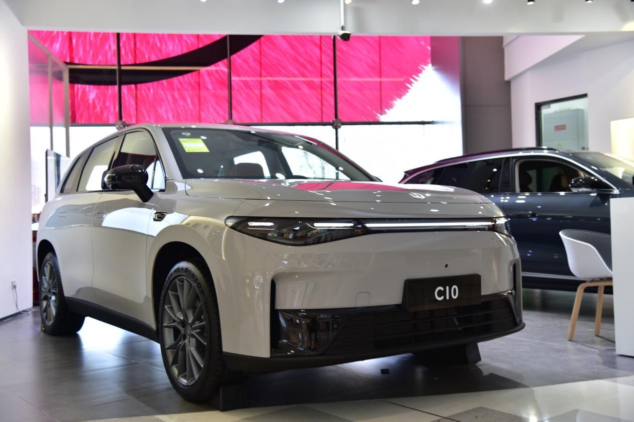 20万内配8295+激光雷达，零跑C10值得选择吗？ - 知乎