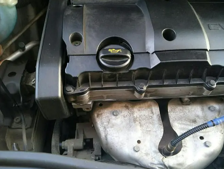 标致408 1.8L发动机烧机油这样检查就可以解决烧机油的问题 - 知乎