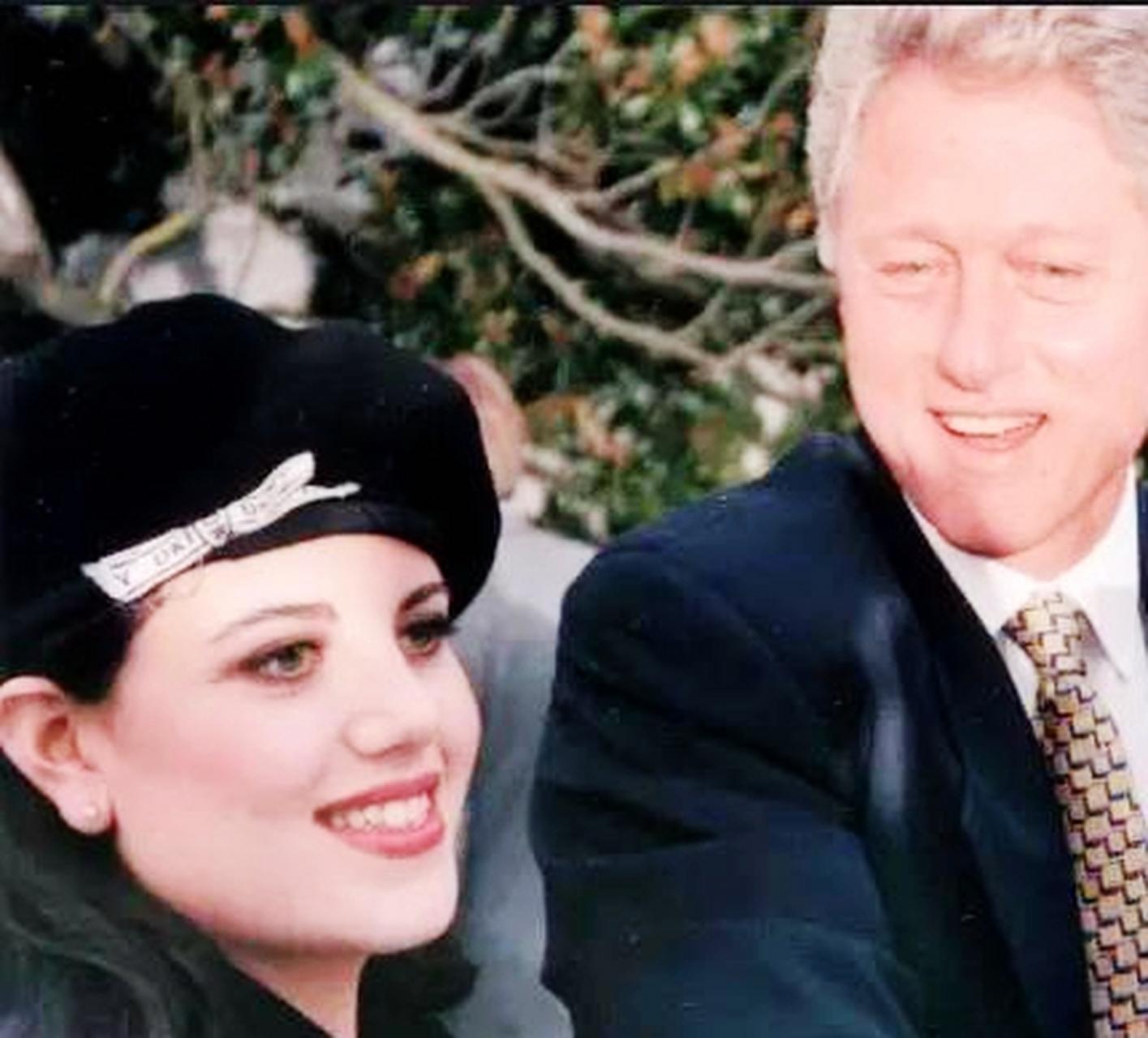 为什么在克林顿性丑闻中，女主角莱温斯基会遭受长达十几年的羞辱贬低和歧视？？ - 知乎