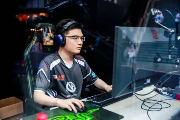 Dota2：zhou神再度提起ame，勤奋是成功的重要砝码 - 知乎