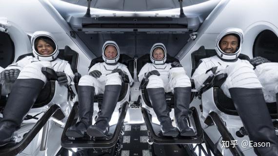 SpaceX周日通过Ax-2任务发射四名私人宇航员到太空，这是一项充满“第一”的任务 - 知乎
