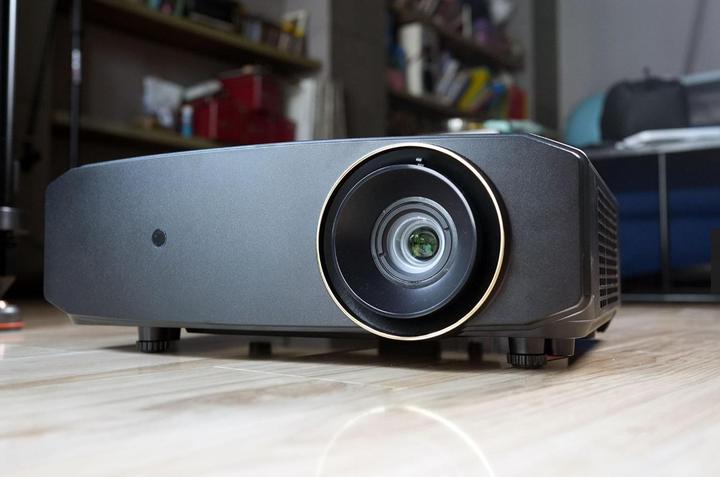 小宙斯第二代如何？JVC N69激光投影机超详细试用 - 知乎