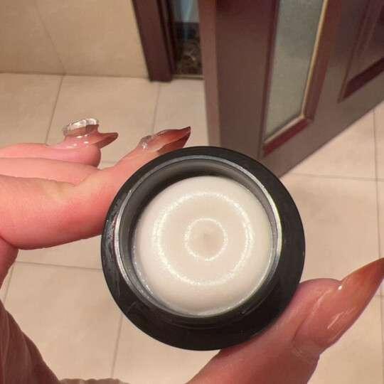 公主快来~赫莲娜绿宝瓶HR黑绷带50ml+白绷带50护肤品套装入手啦 - 知乎