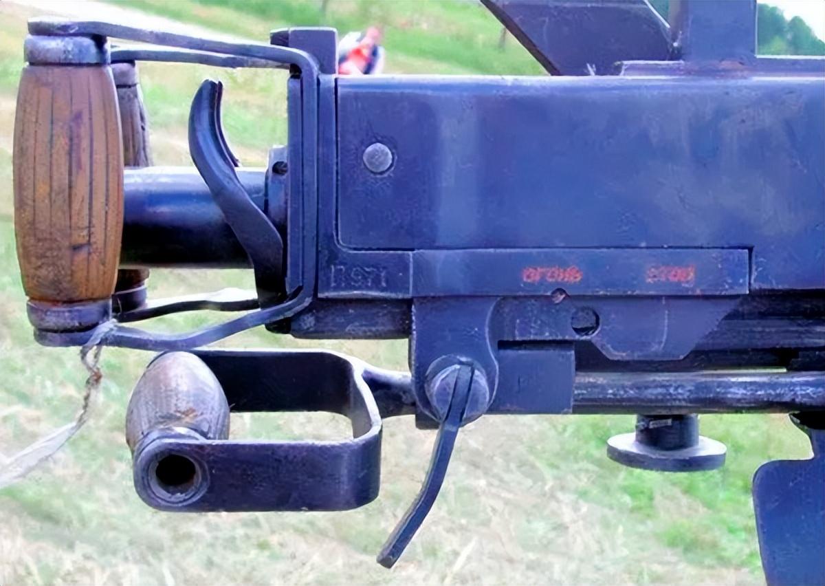 传奇的DShK (DShKM)捷格加廖夫大口径机枪 - 知乎