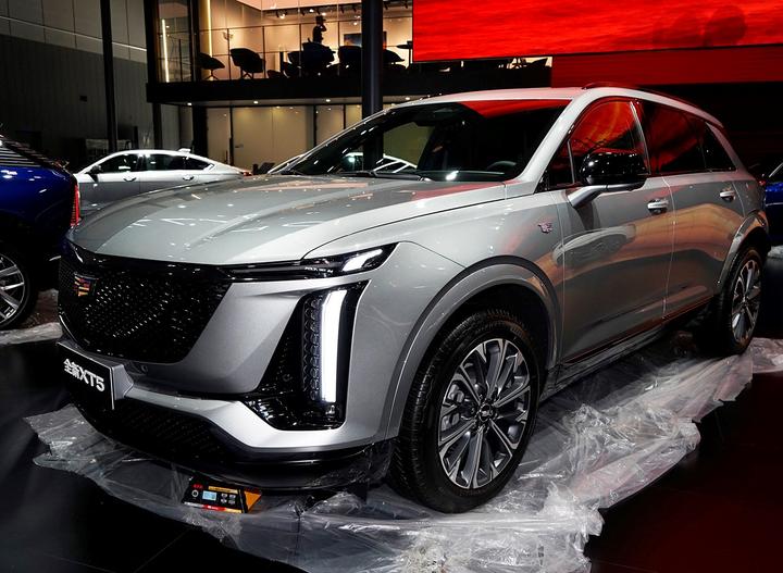 凯迪拉克二代XT5，2.0T+9AT还配8155芯片，能火吗 - 知乎