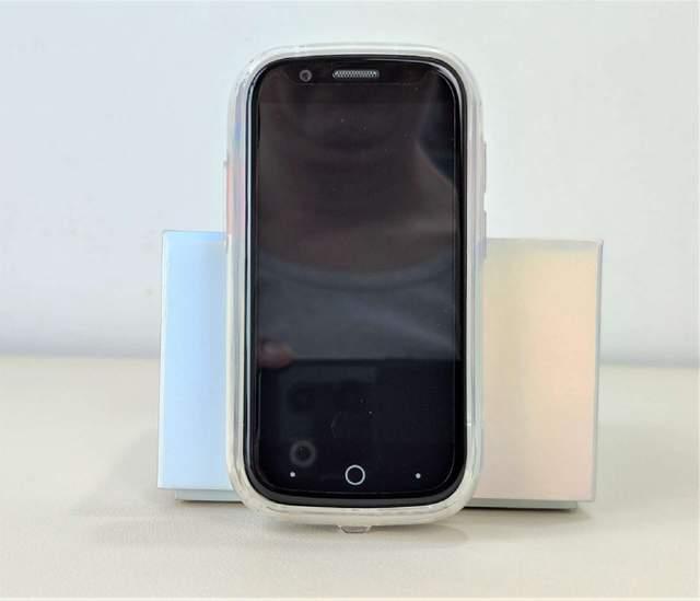 2025年值得入手的迷你小手机，3英寸显示屏，透明机身，比银行卡还小
