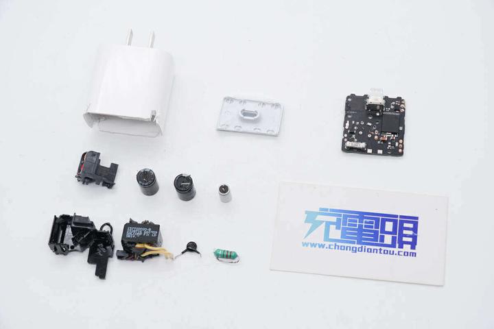 拆解报告：Apple苹果新款20W PD快充充电器A2940 - 知乎