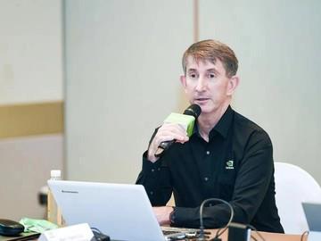 Marc Hamilton：数据科学扮演重要角色 - 知乎