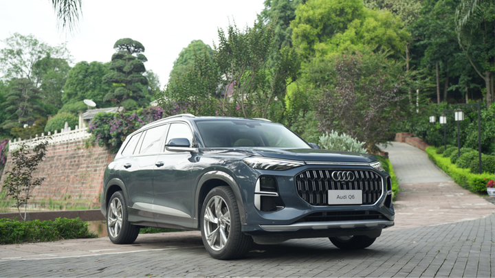 还在纠结X5和Q7？奥迪Q6已是next level - 知乎