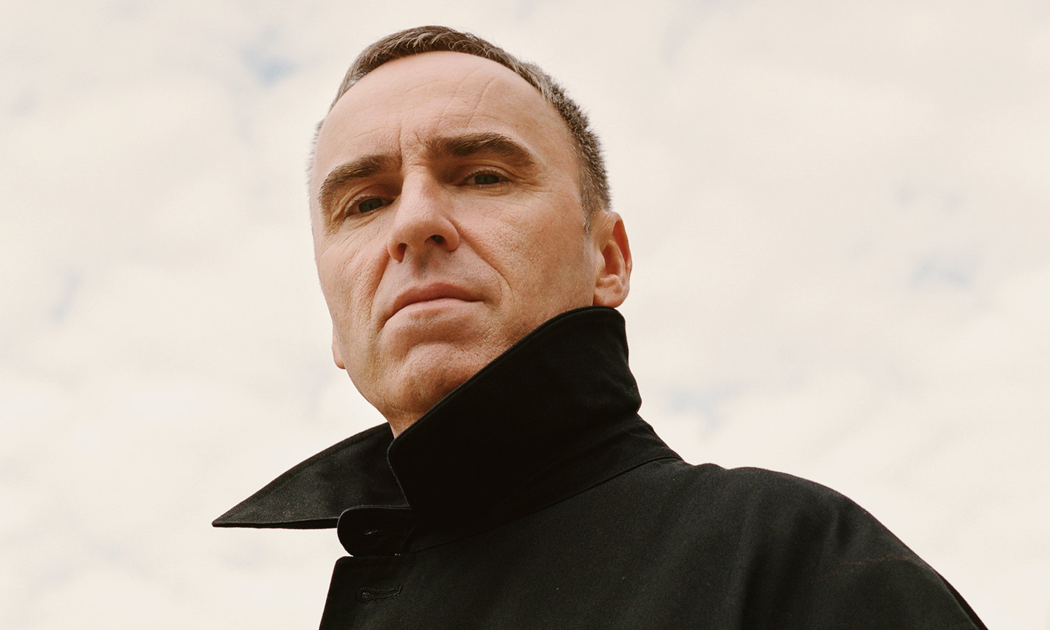 Raf Simons：个人世界的历史 - 知乎
