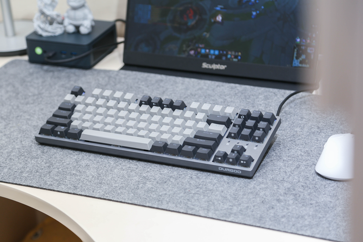 杜伽K320 V2星光版：樱桃MX2A红轴，限定白光，手感一绝 - 知乎