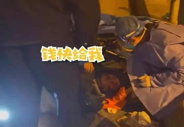 男子好心帮老人报警反被讹，事发上海，善行缘何得恶报？ 知乎