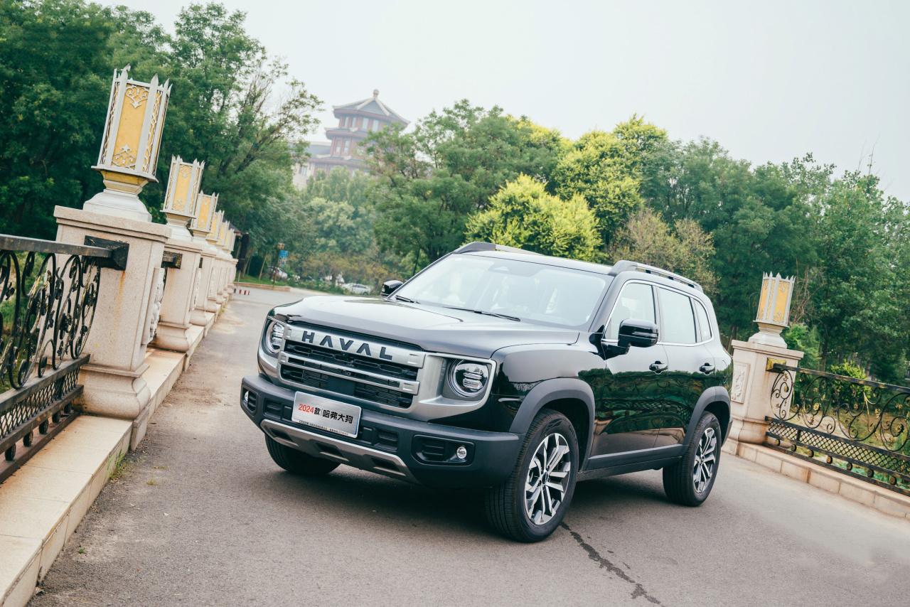 新车探店：2024款哈弗大狗，四驱越野2.0T+9DCT，不到15万入手 - 知乎