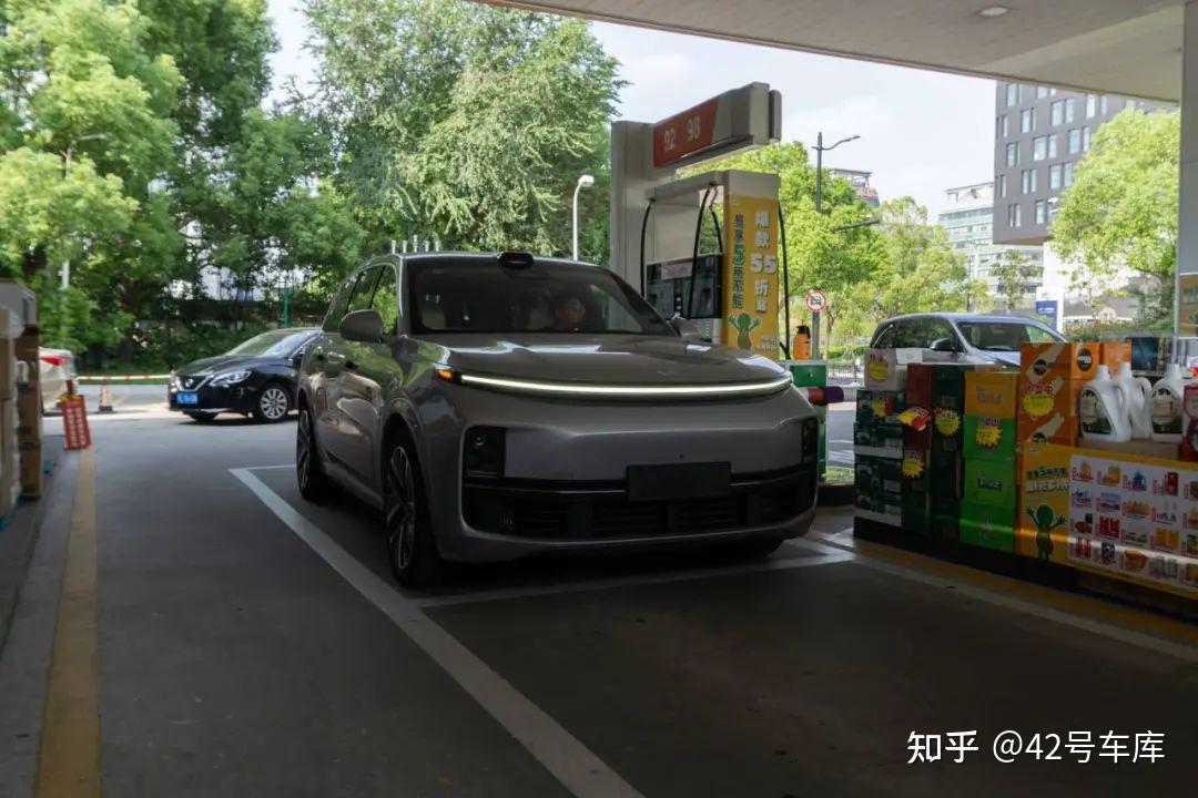 对比理想ONE/L8/L9，三车在配置、空间、性能等方面有何异同？ - 知乎