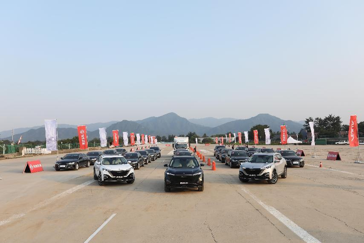 通勤场景混动争霸赛 风神皓瀚DH-i与宋Pro DM-i谁更强 - 知乎