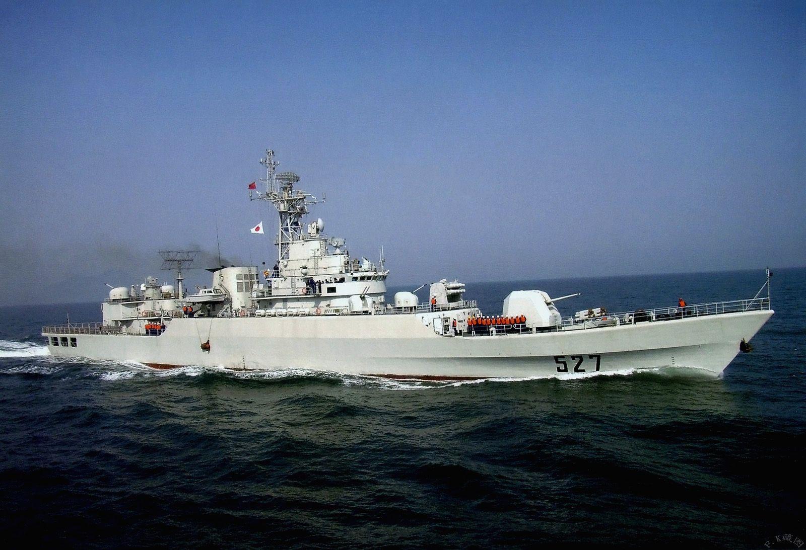 请问怎样从外观区分052C/D 054A 055和056？ - 知乎