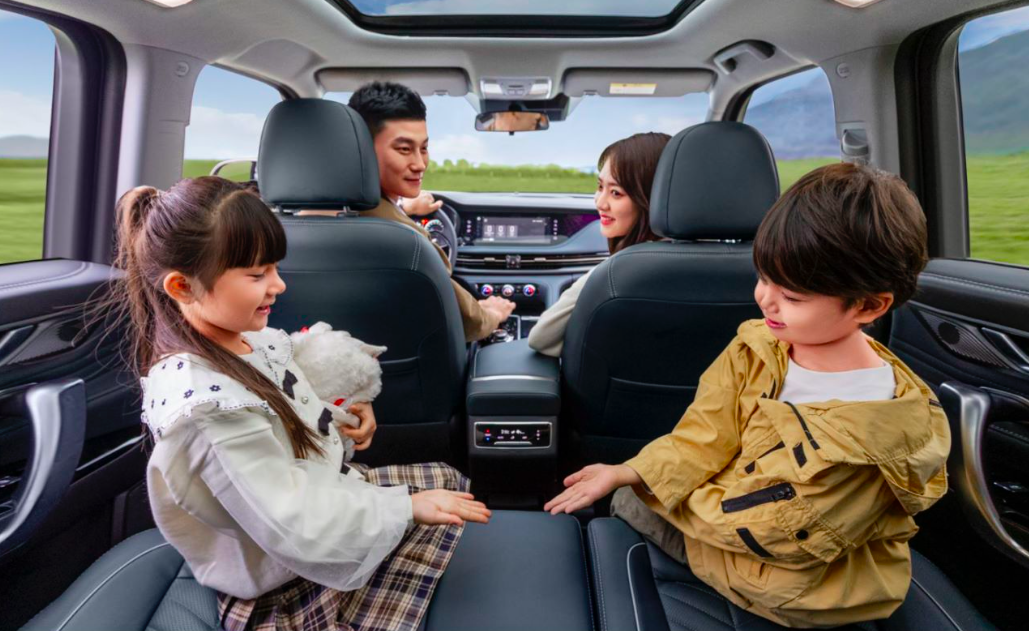 7座大空间长安CS95PLUS上市，售价17.59-19.99万元 - 知乎