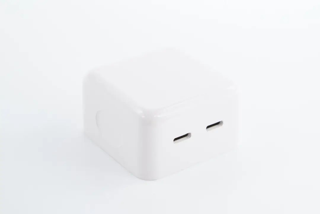 英集芯IP2738双USB-C快充协议芯片应用案例汇总 - 知乎