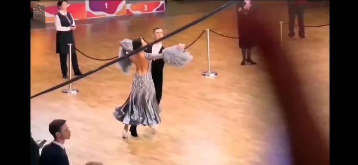 快步，Reshetnikov Kharinova | Quickstep | The strongest cup in 2022 - 知乎
