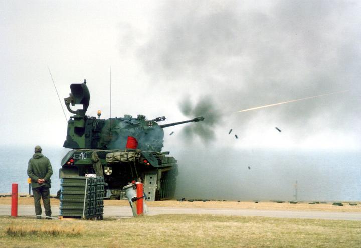 【外网：中英对照】猎豹自行高炮和87式自行高炮（Flugabwerhrkanonenpanzer Gepard & Type 87 SPAAG ...