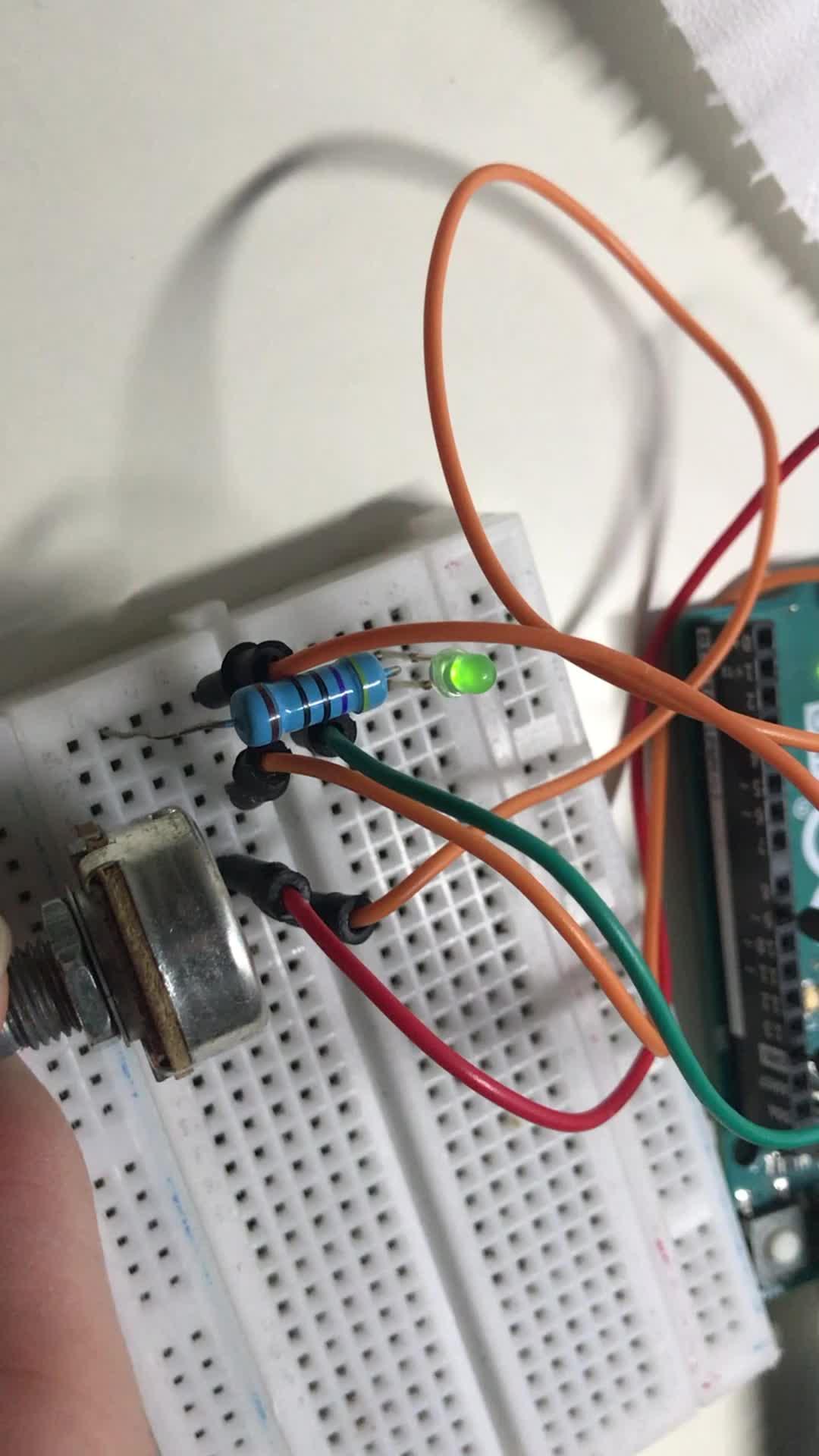 Arduino教程 (三)通过电位器控制 Led 灯 知乎 1924