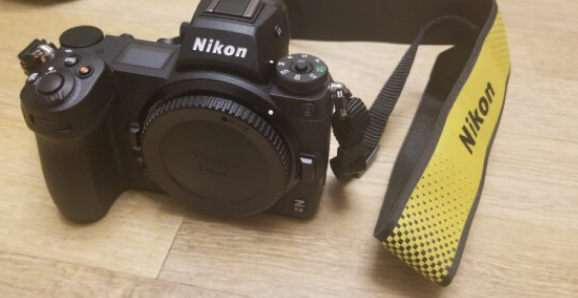 2022年入尼康z62还是z7?