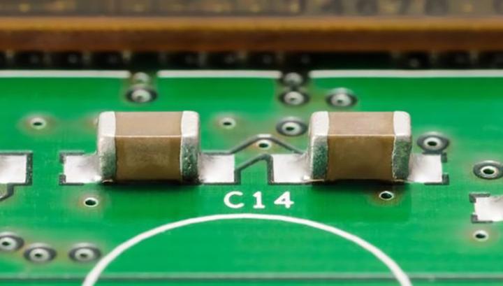 MLCC高压贴片电容断裂击穿烧毁及电容失效的原因分析 - 知乎