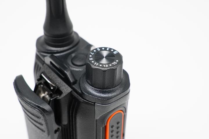 Hytera海能达AP510对讲机 开箱评测 - 知乎