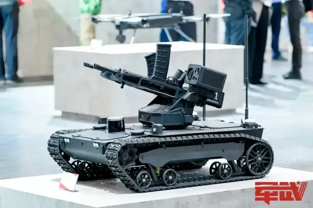 191新型号曝光，居然是全自动喷子！和AA-12比怎么样？ - 知乎