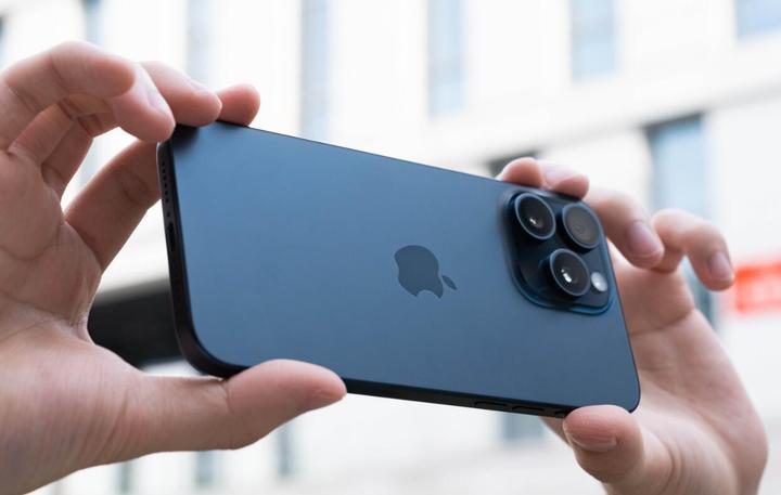 从7999元跌至5795元，iPhone 15 Pro大跳水，苹果顶级“小钢炮” - 知乎