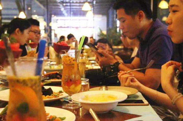 吃晚饭，总爱喝点 白酒”的人，最后身体都怎么样了？早懂早受益 知乎