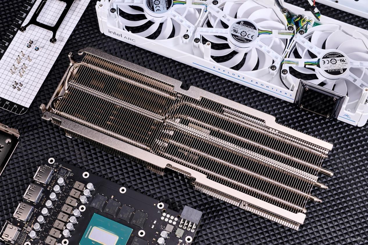 GUNNIR Intel Arc B570 Photon 10G W显卡评测：纯白装机性价比之选 - 知乎