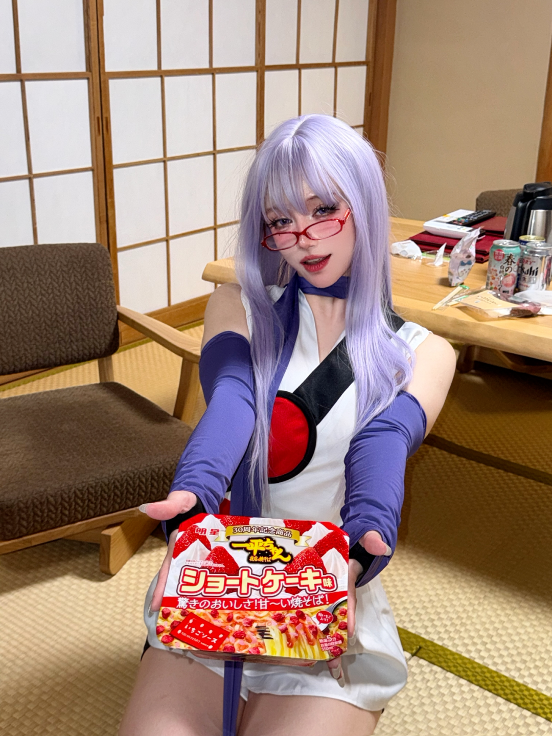 智性冷感与腰臀曲线：正酿成恋爱漩涡~ 银魂 小猿cos - 知乎