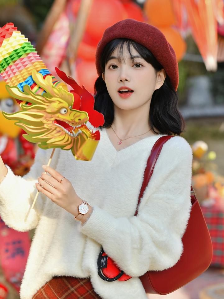 新年拍照姿势教程，9个拍照姿势，拍出好看新年氛围感 - 知乎