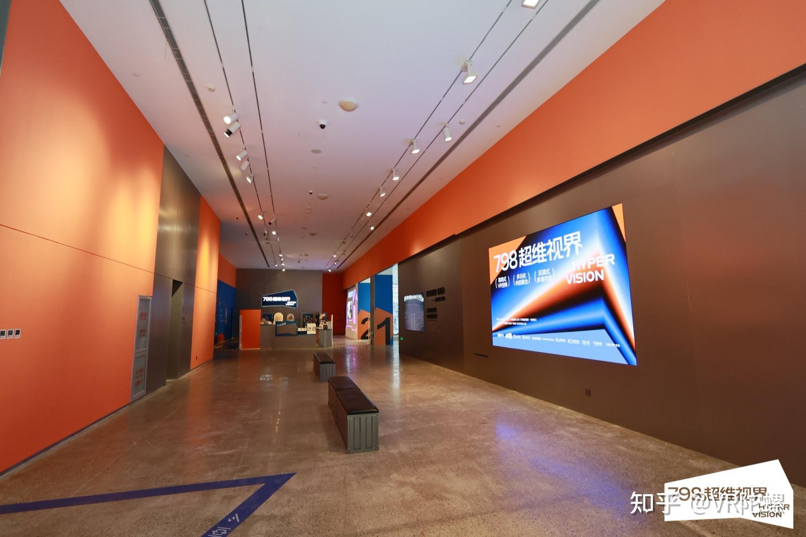 3500平米超大VR院线开业，VR电影迈出落地第一步 - 知乎