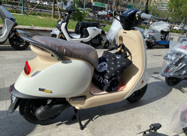 九号Q85C电动摩托车（九号q85c）怎么样？使用两月后优缺点评测 - 知乎