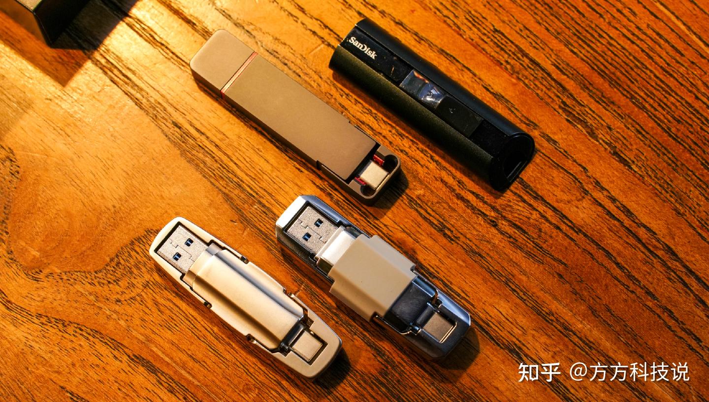 1T大容量固态U盘横评：超大文件+脏盘测试，还真有U盘不掉速？