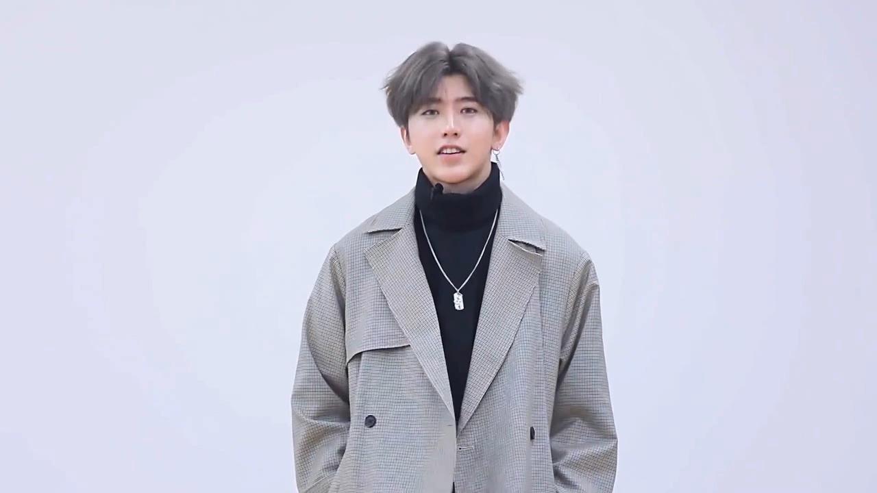 【iKun】蔡徐坤打篮球 官方原版 4k重置 - 知乎