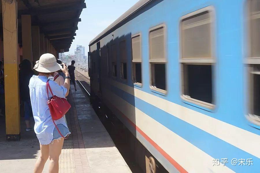 印象斯里兰卡（七）：千与千寻的海上小火车 - 知乎