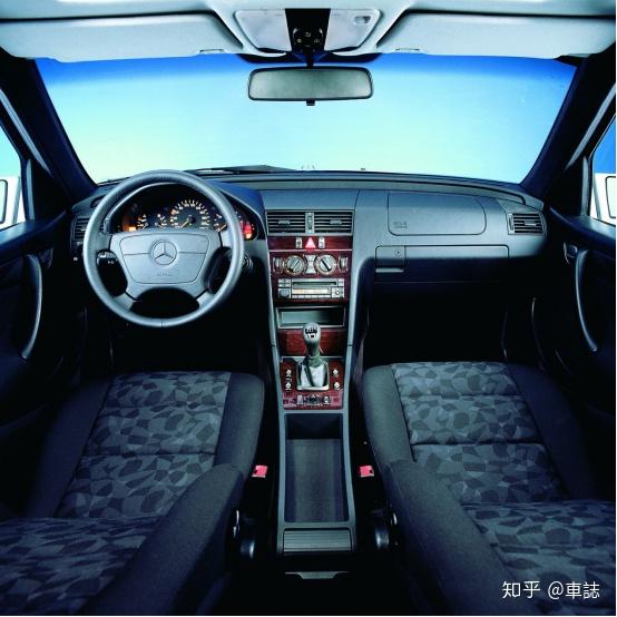 以C之名的第一代，Mercedes W202 - 知乎