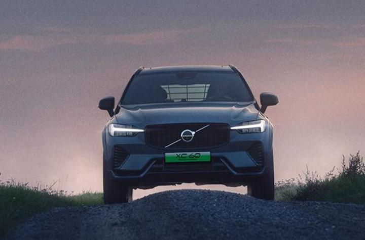 跟理想L9同价位，新款沃尔沃XC60/S90 T8 49.99万起 - 知乎