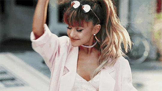 香水闻起来「浓与不浓」，这里面的套路你不懂！ - 知乎