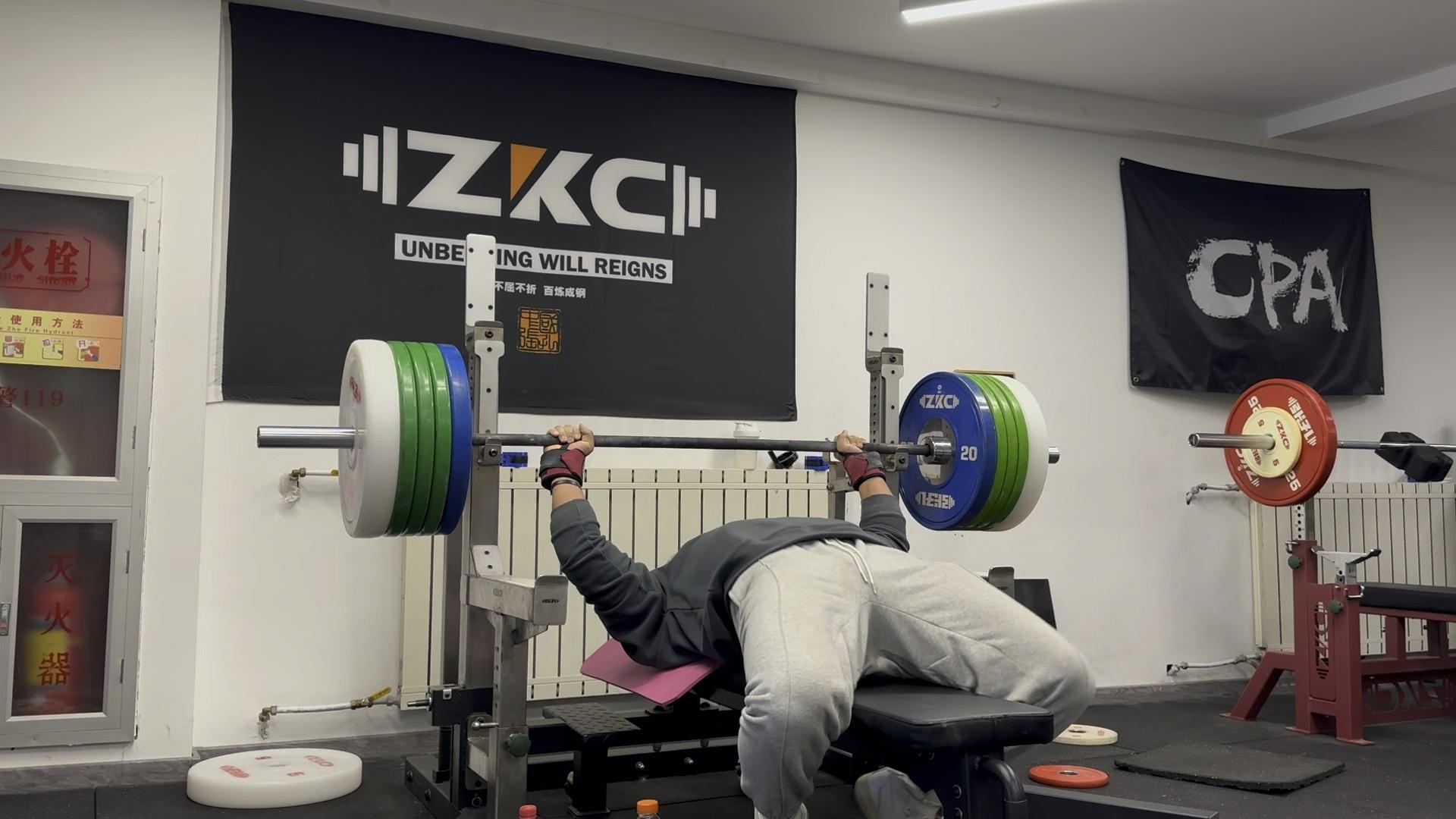 增肌中，用小重量能练出好看的体型吗？ - 知乎