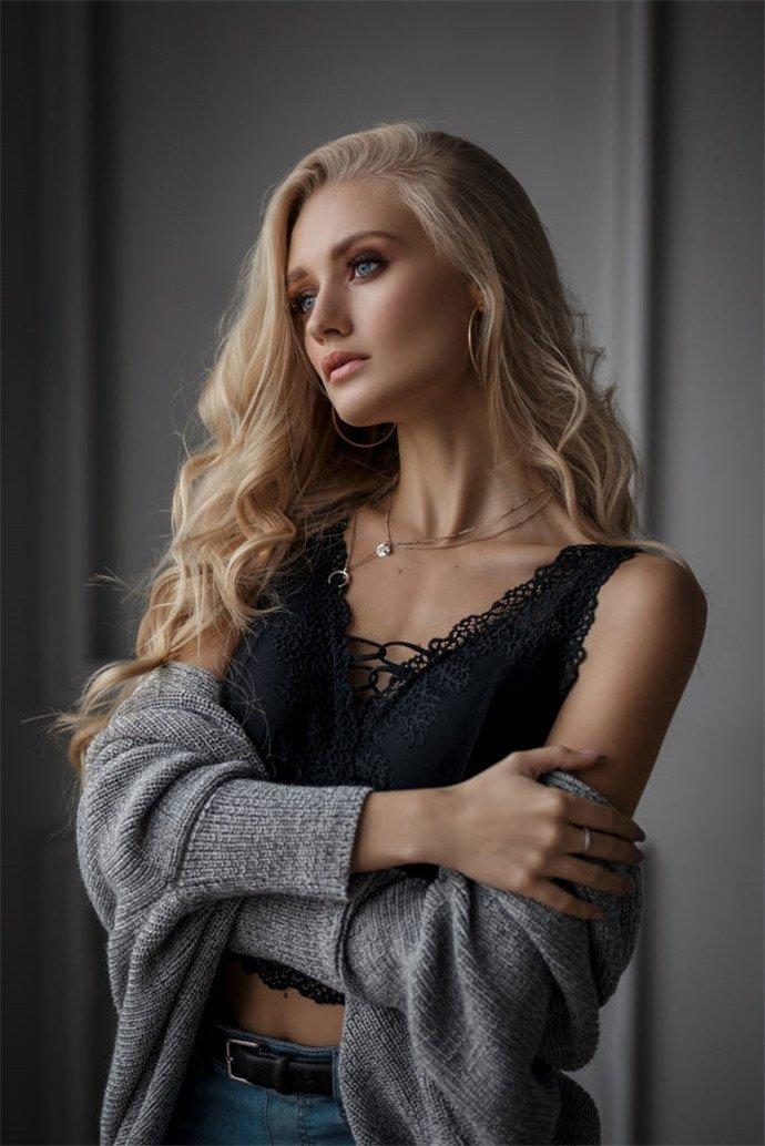 一个女孩名叫Lena，爱上俄罗斯 - 知乎