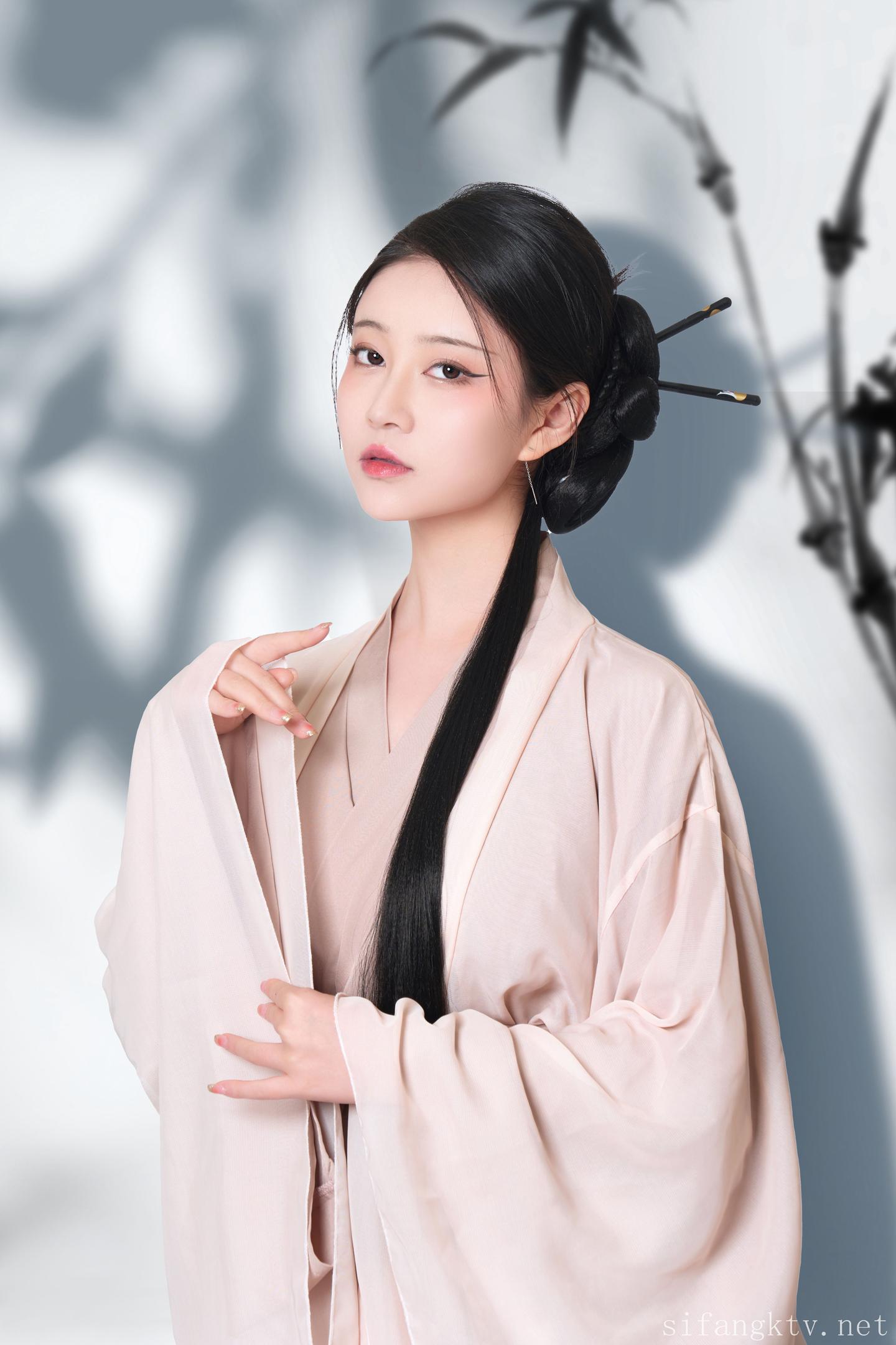 推特模特 年年Nnian 青丝写真 [20P] - 知乎