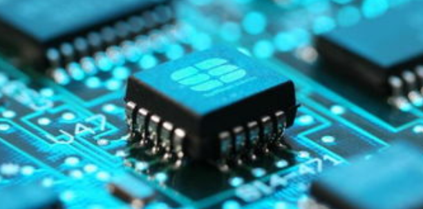 【关注】突破技术瓶颈！28nm光刻机竟能生产7nm芯片！ - 知乎