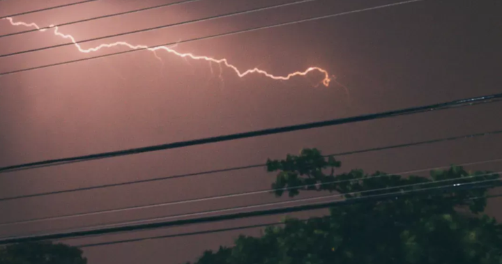 提前90分钟、一块GPU一秒预测降雨概率，DeepMind ML天气预报登Nature - 知乎